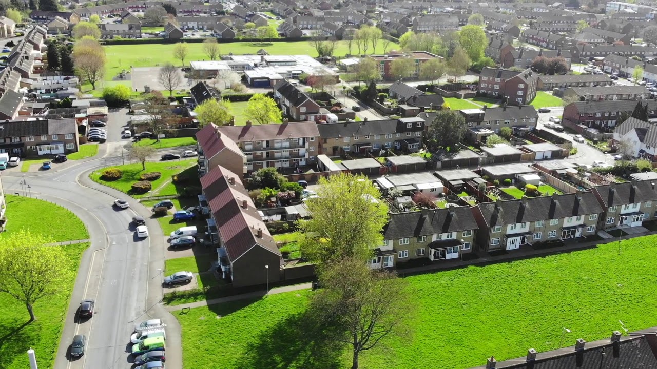 Sunny day in Cheshunt (drone) - YouTube