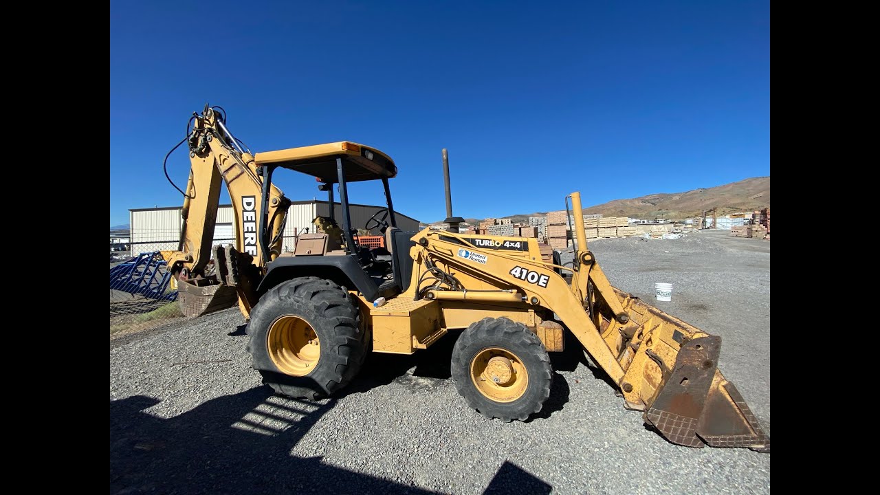 John Deere 410e Backhoe