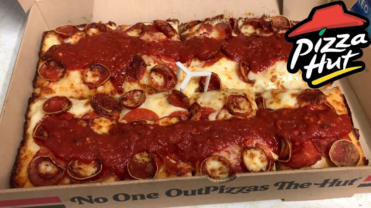 Review: Pizza Hut NEW Detroit-Style Pizza - YouTube