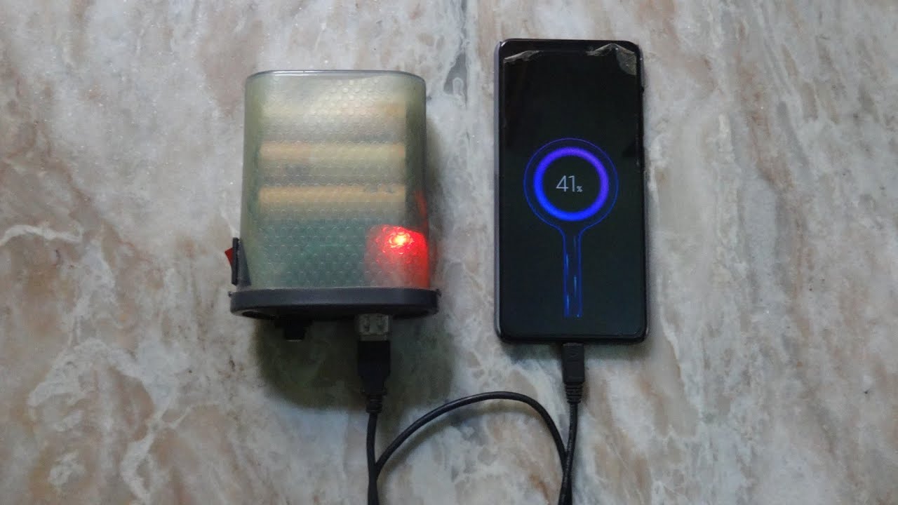 How To Make a 12000mAH Power Bank With Old Laptop Battery | DIY Power ...