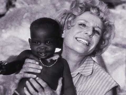 Leni Riefenstahl  (2003)  Ihr Traum von Afrika - Sudan.