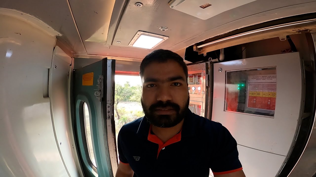 11057 CSMT Amritsar Express | 3E AC Economy Class and 2A | Mumbai ...