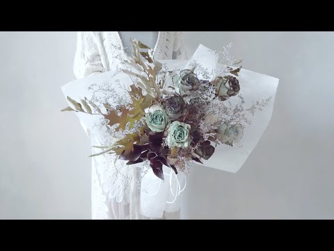 What flowers make up the Corpse Bride bouquet?
