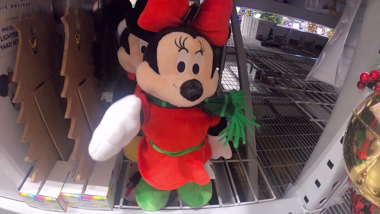 Minnie Mouse Animatronic Lowes Christmas 2021 - YouTube