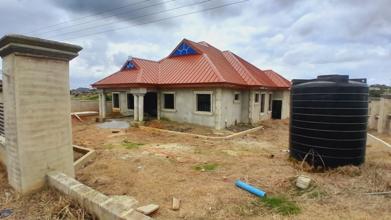 6 bedrooms house for sale at Ejisu Onwe,700,000 Ghana Cedis. Call or ...