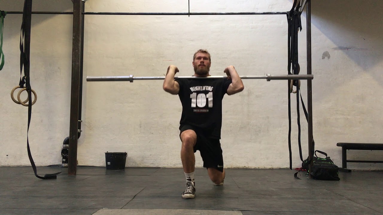 Alternating Front Rack Lunges - YouTube