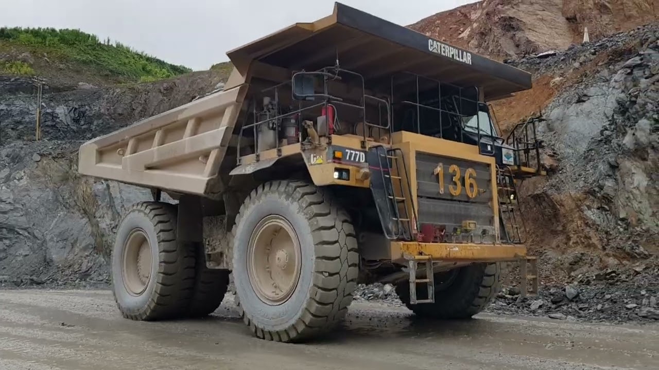 Caterpillar 100 Ton Dump Truck - YouTube