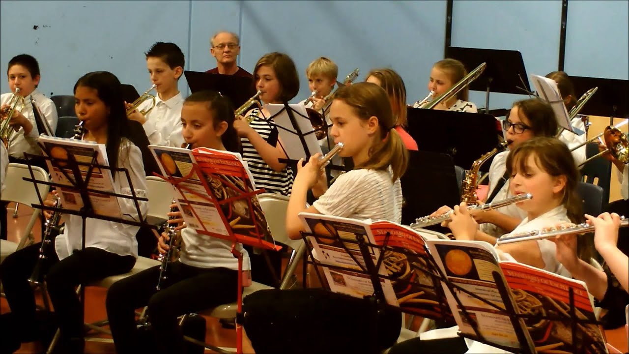 Schirle Elementary 5th grade band performance 5/26/16 - YouTube