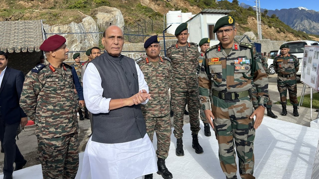 SENIOR OFFICERS of INDIAN ARMY started Donning 🆕 COMBAT UNIFORM - YouTube