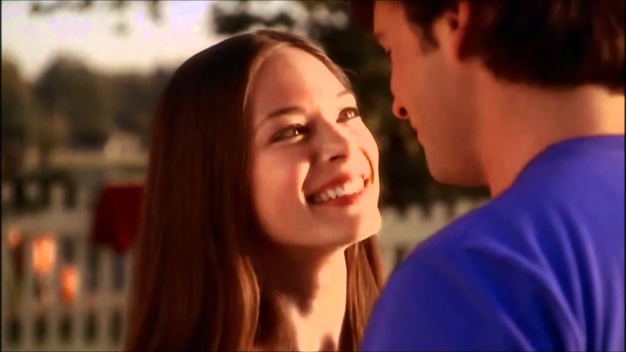 Clana - Action - Smallville - YouTube