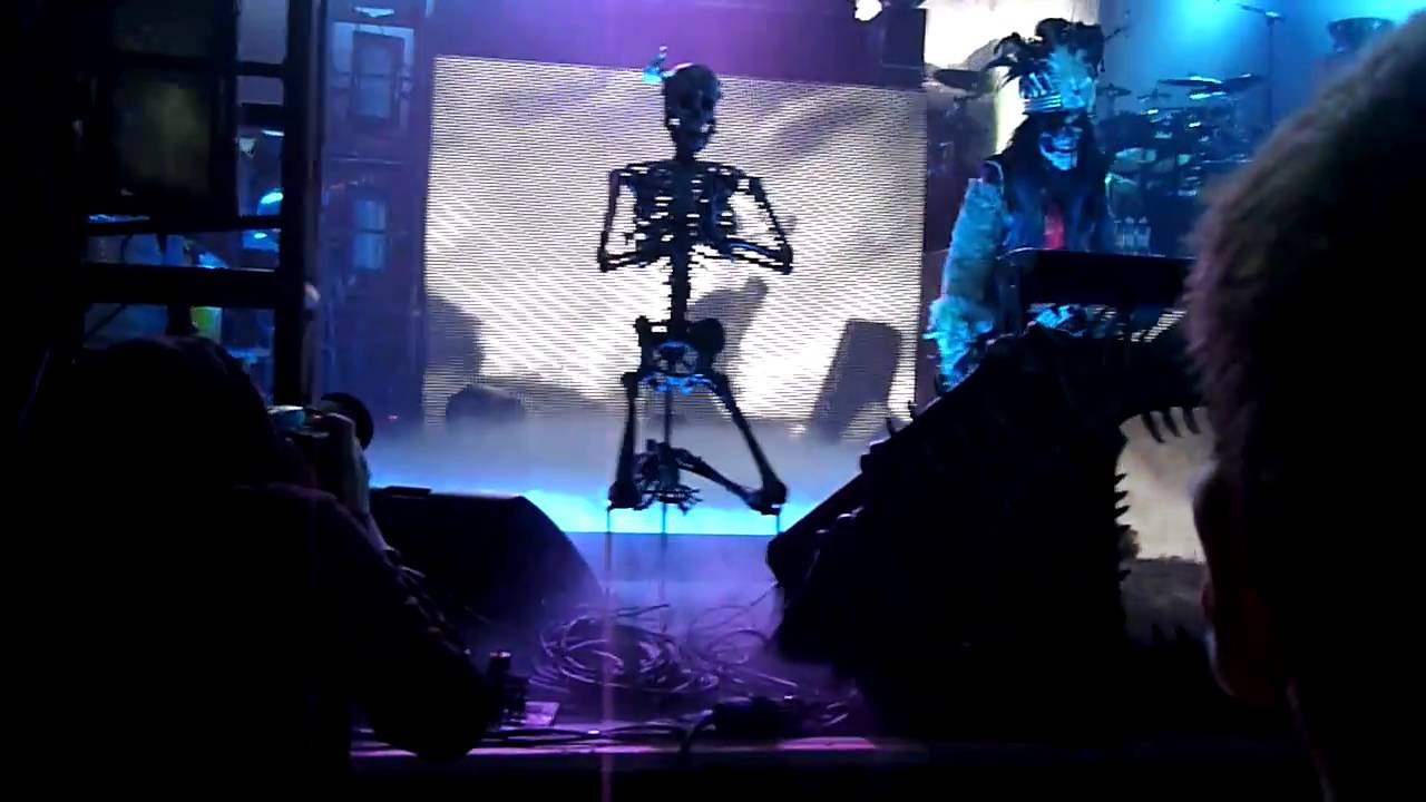 Rob Zombie Intro Birmingham Academy - YouTube