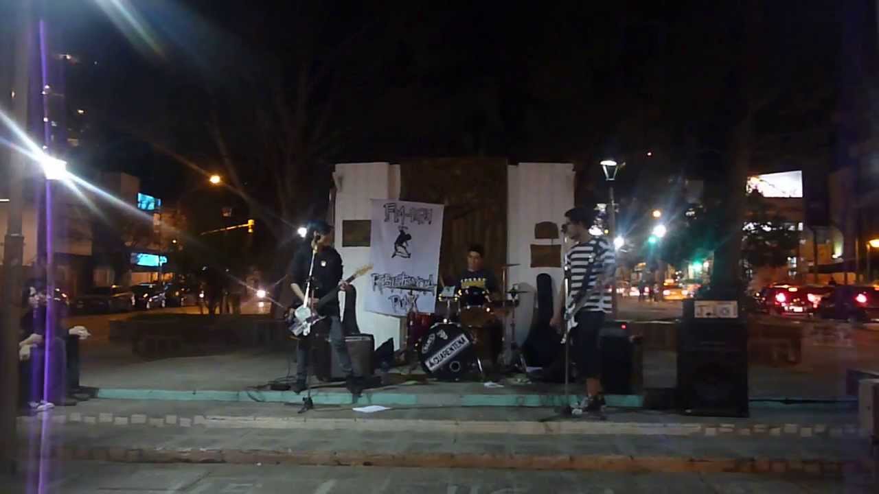 MTR PUNK ROCK - Cristina - YouTube