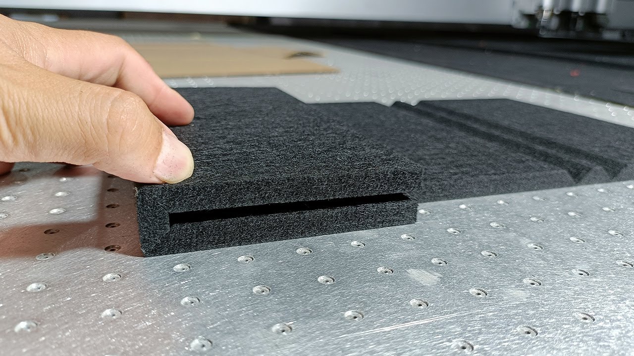 Perfect 90° Grooving: Deep Grooves in Polyester Acoustic Panels with An ...