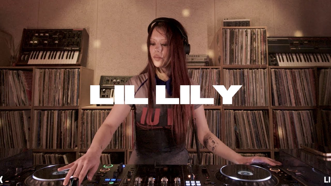 Baile funk, Jersey club : LIL LILY | BIO SEOUL / MIXMIX - YouTube