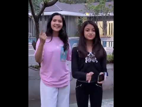dance bareng annisa seru banget ||  tiktok naisa alifia yuriza