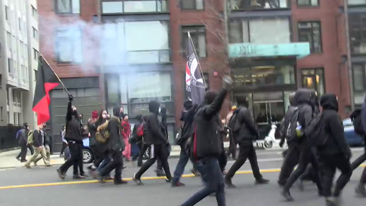 Donald Trump Protest Turns into Riot People Going Crazy - YouTube