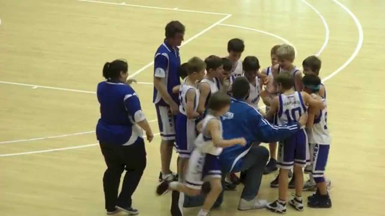 AWESOME ONE POINT WIN WITH LESS THAN 1 SECOND TO GO! - YouTube