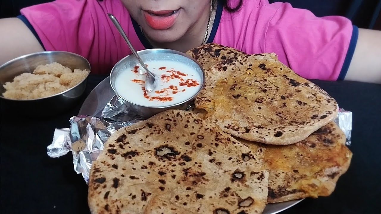 EATING ALOO PARATHA+GOBHI PARATHA WITH MASALA DAHI AND SUJI KA HALWA 😋 ...