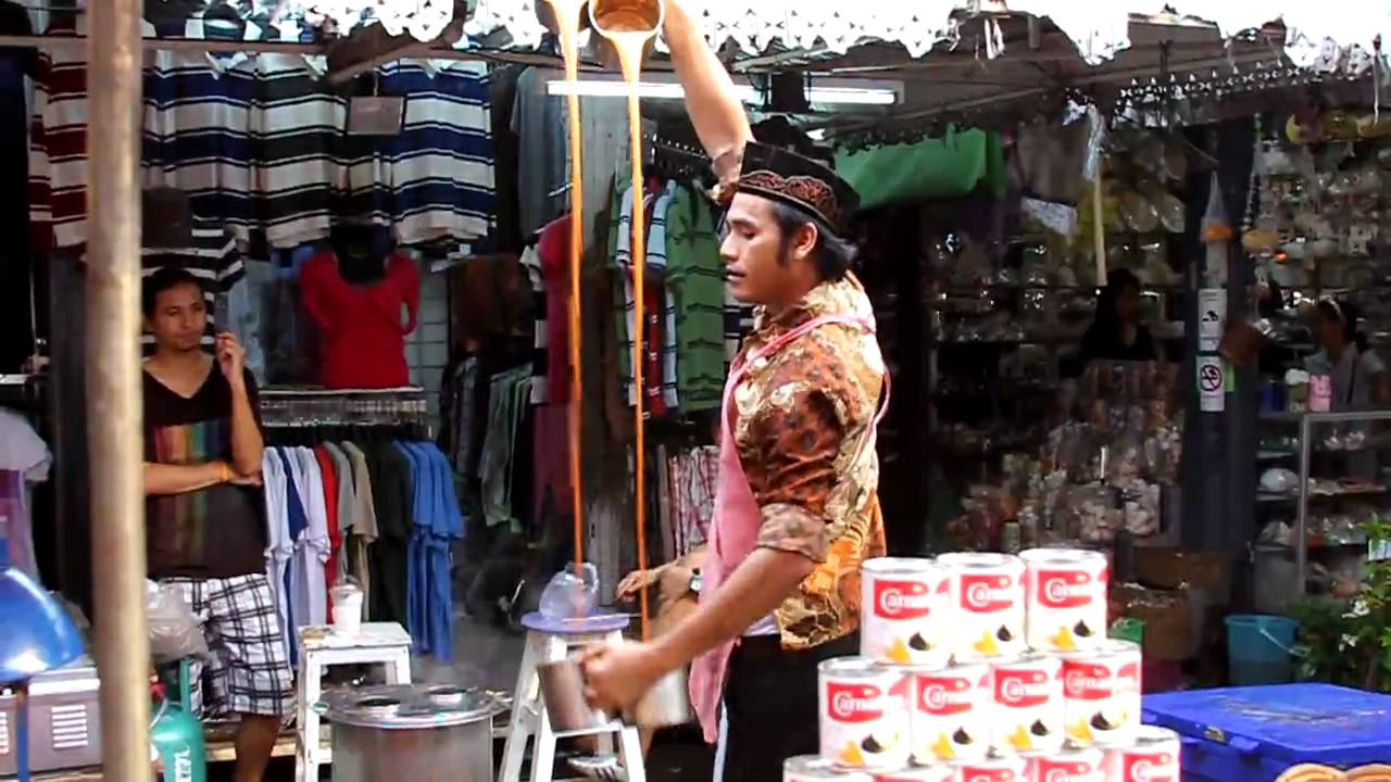 Pulled Thai Tea - YouTube