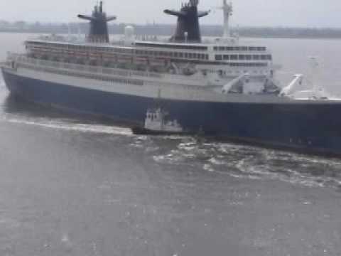 SS Norway, ex SS France, leaves Bremerhaven 2005 - YouTube