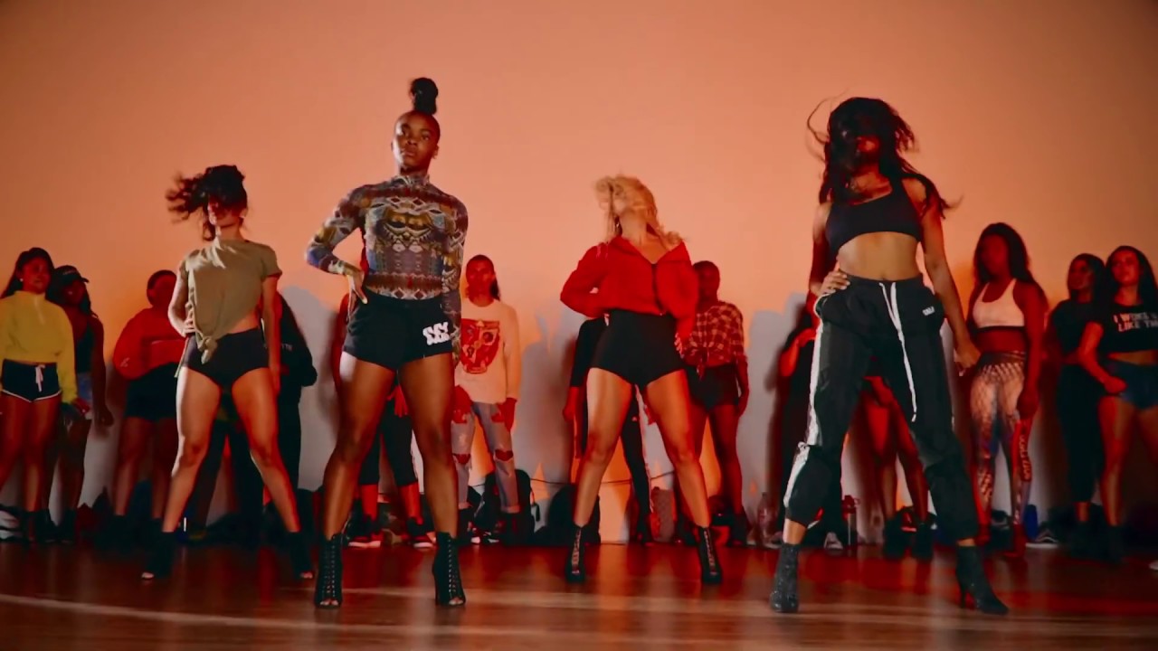 Beychella Homecoming Mix | Beyonce | Aliya Janell Choreography - YouTube