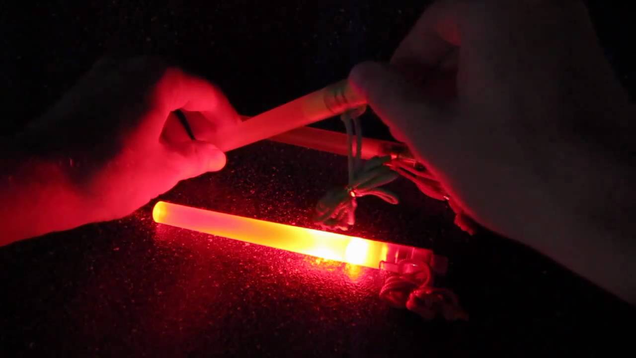 7 Inch LED Light Sticks - Glowproducts.com - YouTube