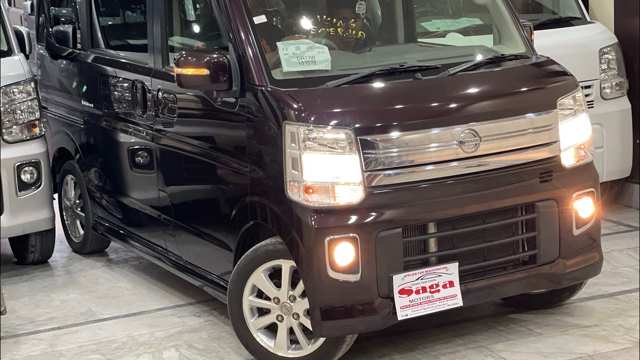 Nissan Clipper Rio Wagon Double Slide - YouTube