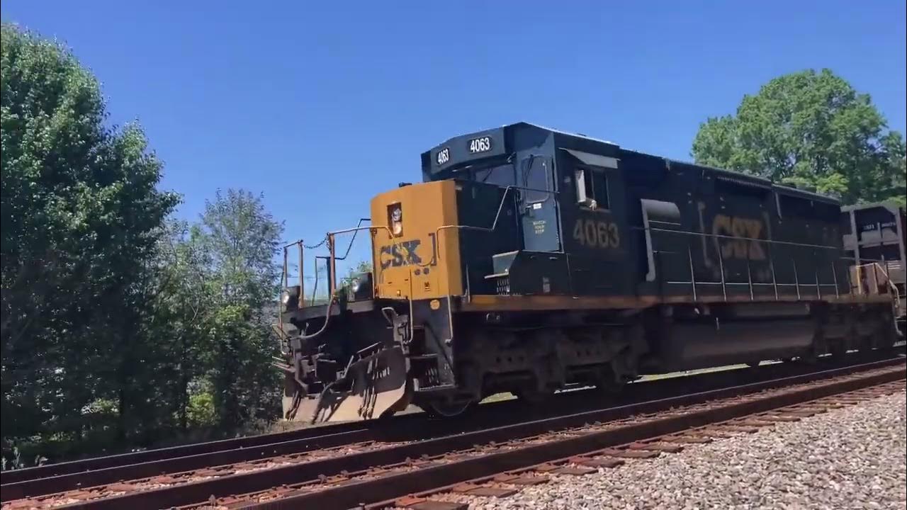 CSX 4063 SD40-3 SpongeBob Unit Leads CSX L612 NB Local Train Florence SC With Conductor Buddy ...