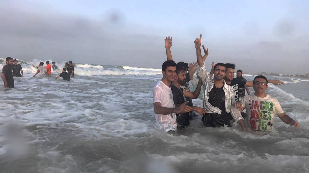 Turtle Beach Karachi - YouTube