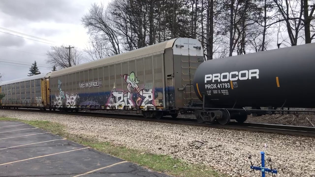 4/1/20 CN Train X402 Tagger-“Lost In Space” - YouTube