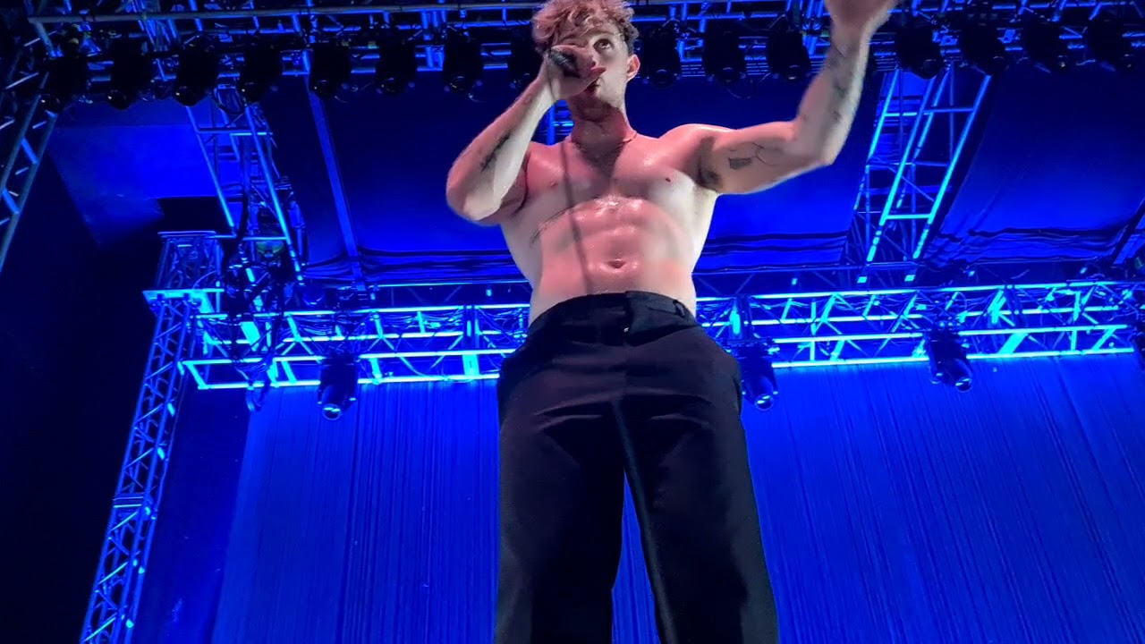 Tom Grennan - By Your Side - O2 Academy Leeds - 17/09/2021 - YouTube