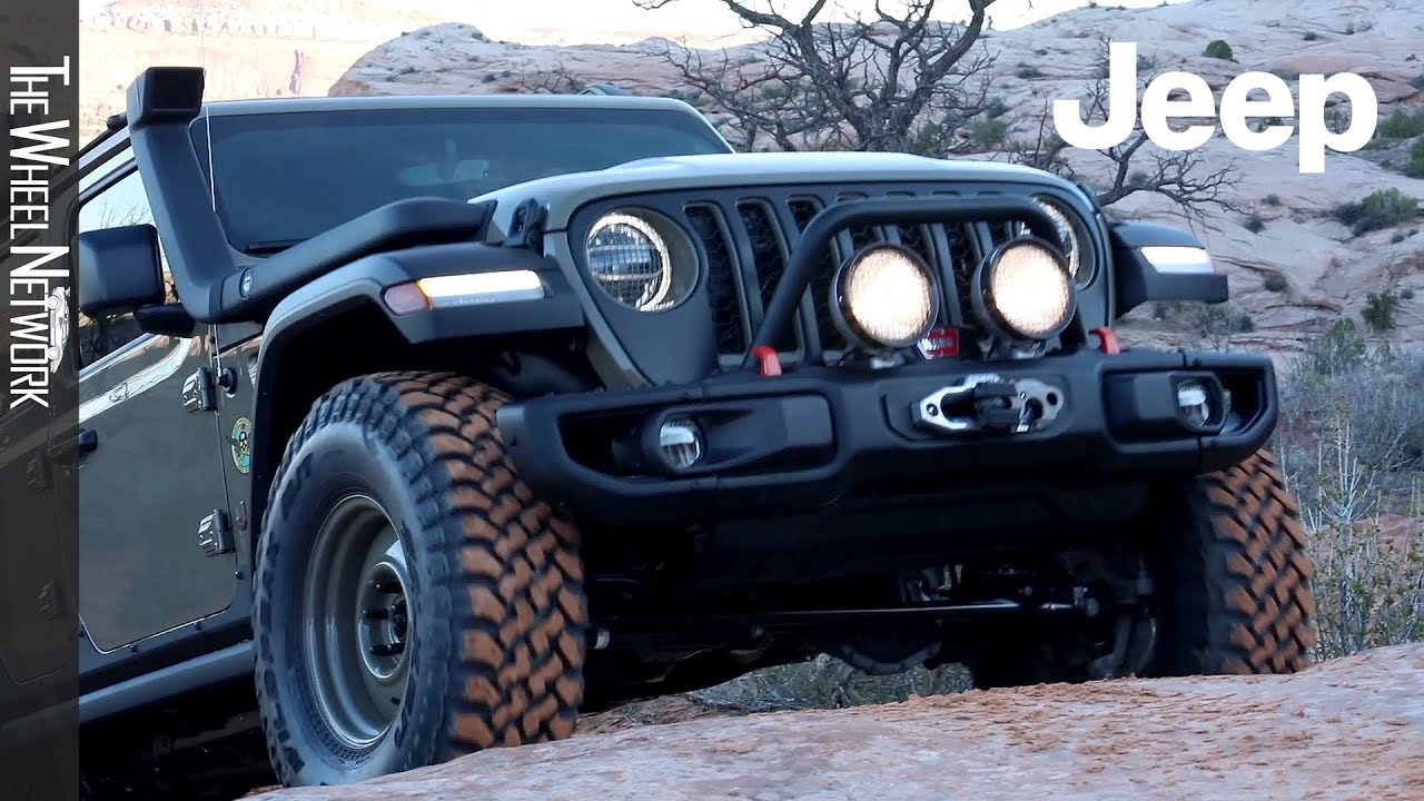 Jeep Wayout Off-Road Driving in Moab | 2019 Easter Jeep Safari - YouTube