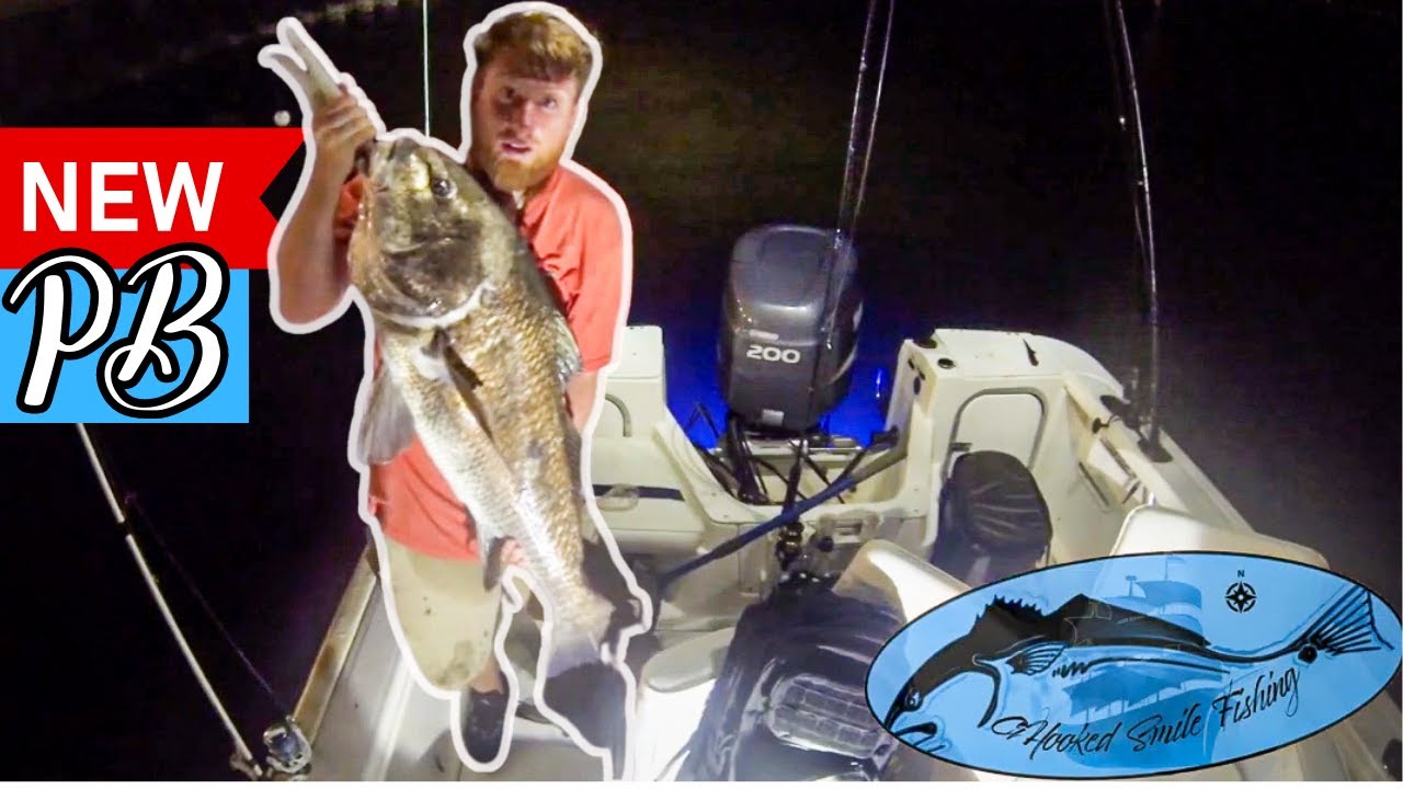 NIGHT FISHING FOR MONSTERS, +40 LB FISH CAUGHT IN PENSACOLA BAY - YouTube