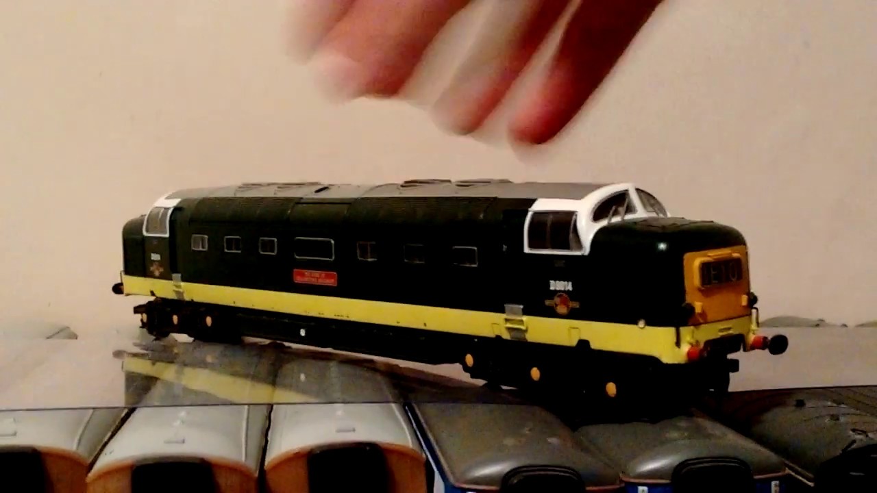 BACHMANN CLASS 55 DELTIC REVIEW - YouTube