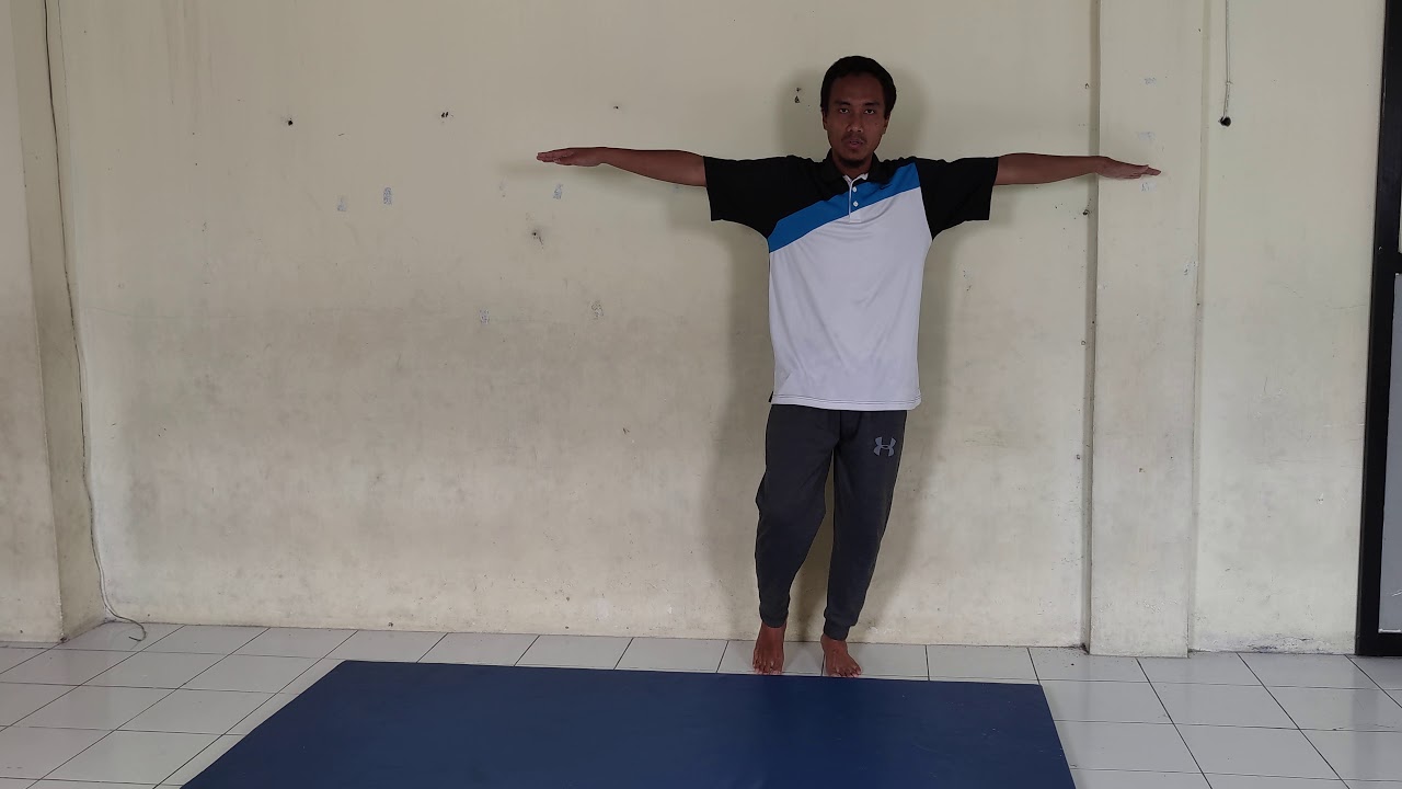 Kelas 2 PJOK Variasi Gerak Berjinjit dan Berguling - YouTube