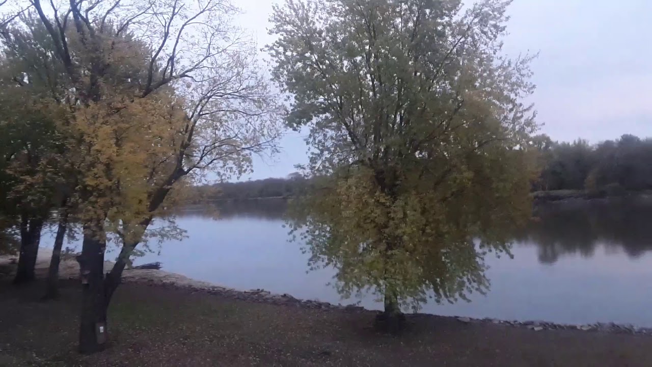 Cedar River, Iowa 10/28/20 - YouTube