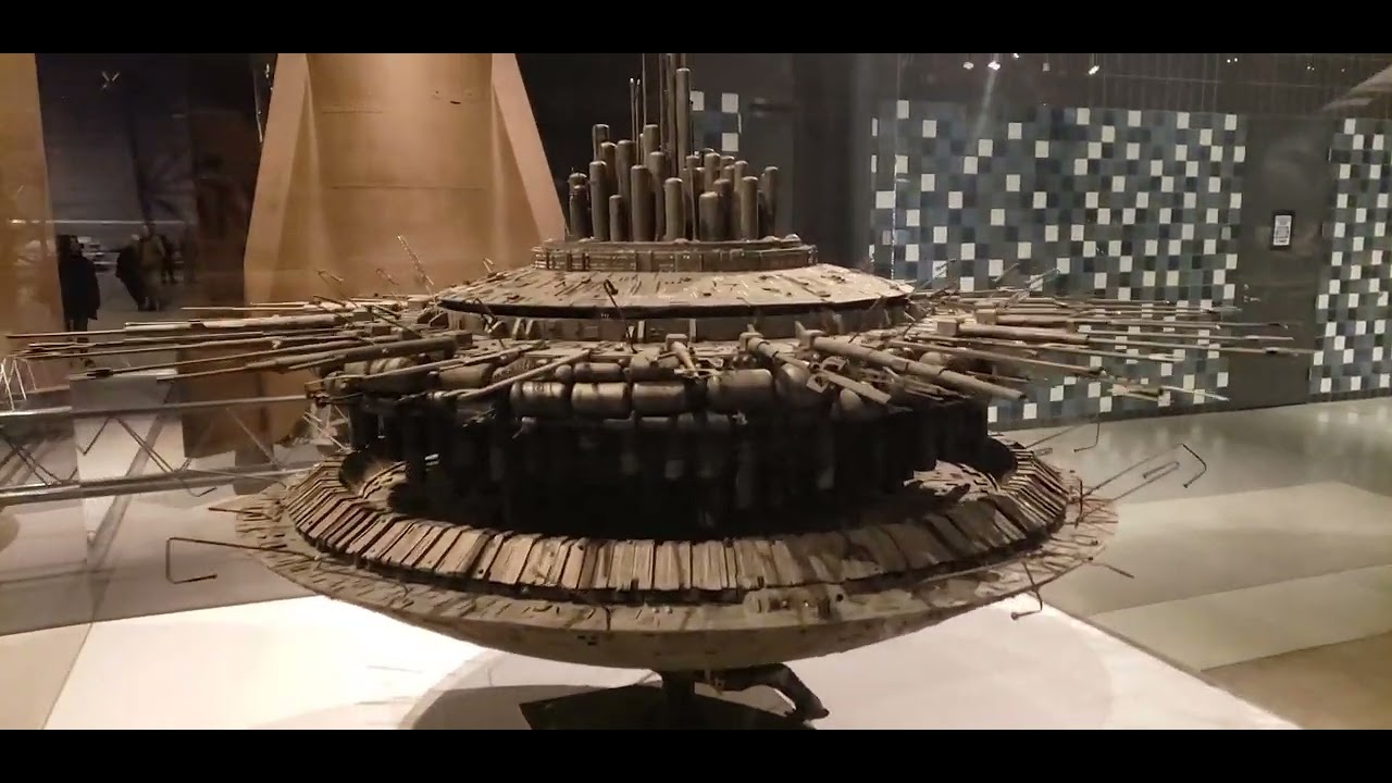 Close Encounters of The Third Kind Mother Ship - YouTube