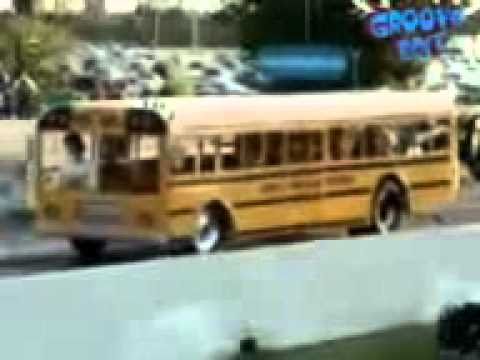 wheelie bus.3gp - YouTube