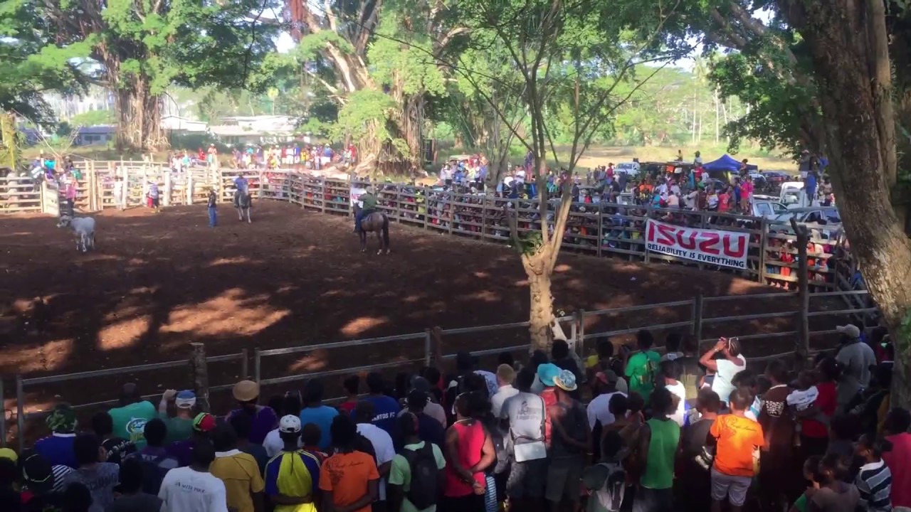 Vanuatu Rodeo Epirite Santo - YouTube