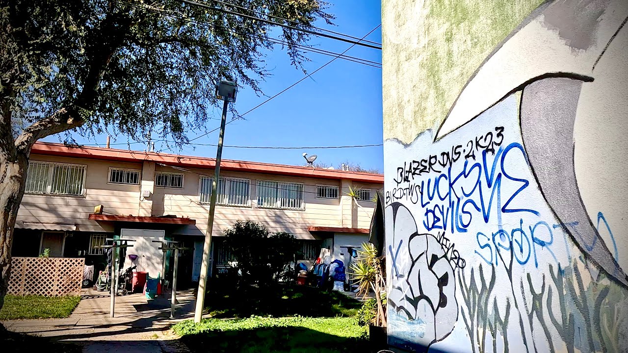 "VNE 13" SUREÑO GANG IN BOYLE HEIGHTS. (Visiting LA's Most Dangerous ...