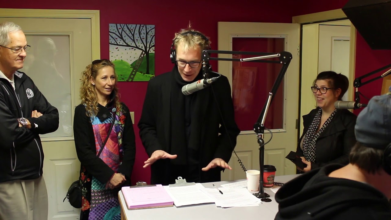 Illusionists Ted + Marion Outerbridge Visits The Z Morning Show - YouTube