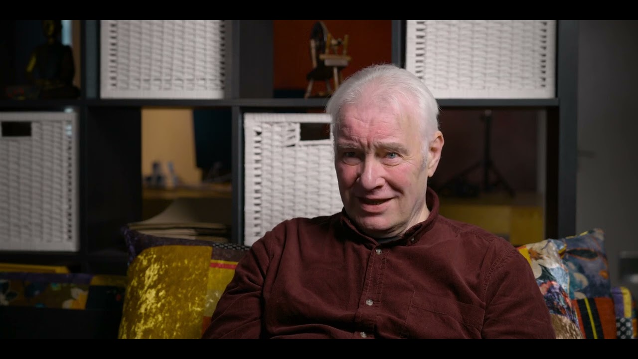 BHV Silver Man David Colman - YouTube