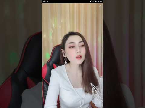 Anh chàng ôm gối nằm Nghĩ suy về cô gái | Ừ Có Anh Đây - MyMy Official
