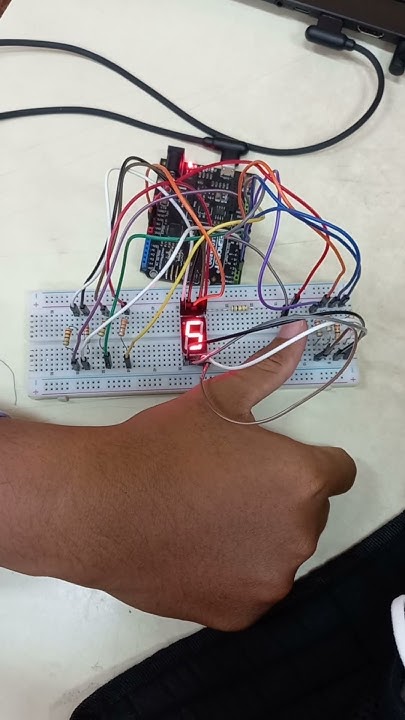 PERCOBAAN 2 ARDUINO SEVEN SEGMENT LED inputan tombol (Tugas 1) - YouTube