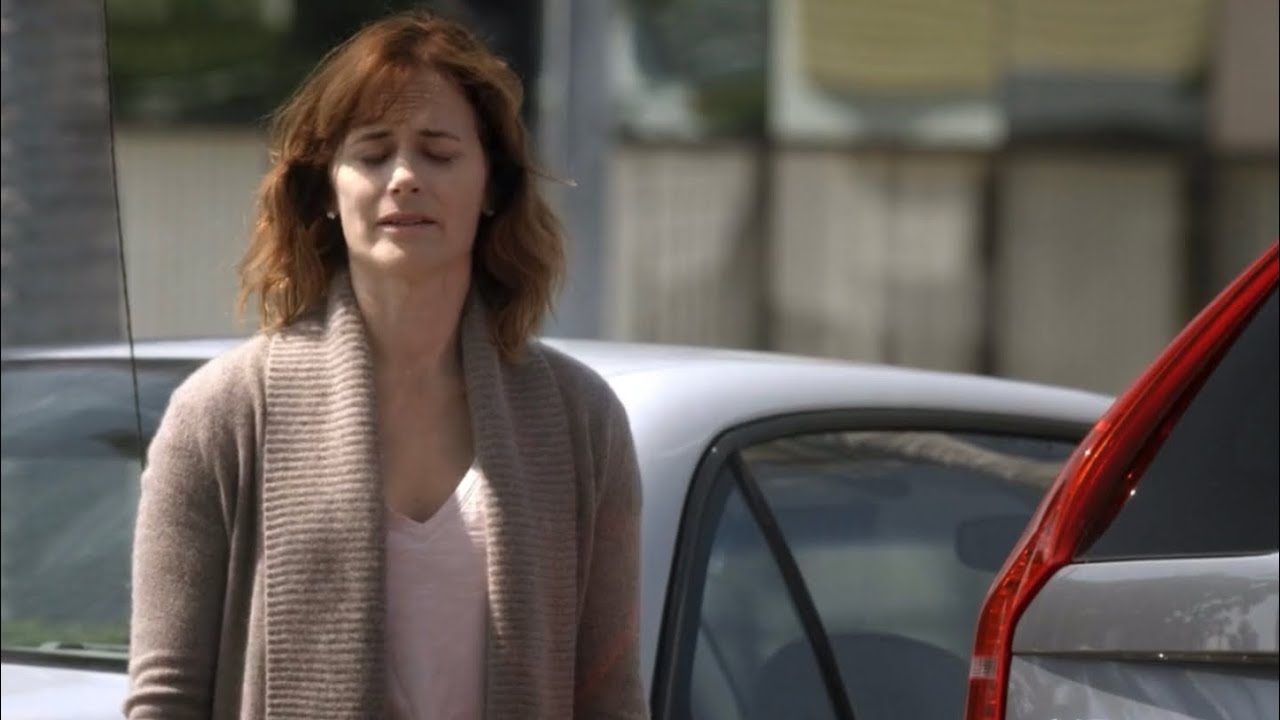 Bosch - Eleanor’s Death [4x04] - YouTube