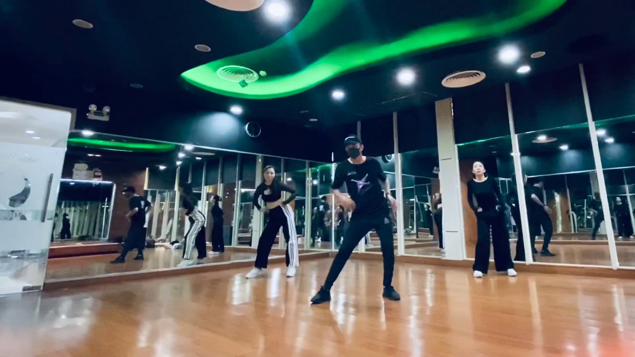 Alone with you - Ashlee || Sexy dance ver. 3 thầy trò 28.08.2020 - YouTube