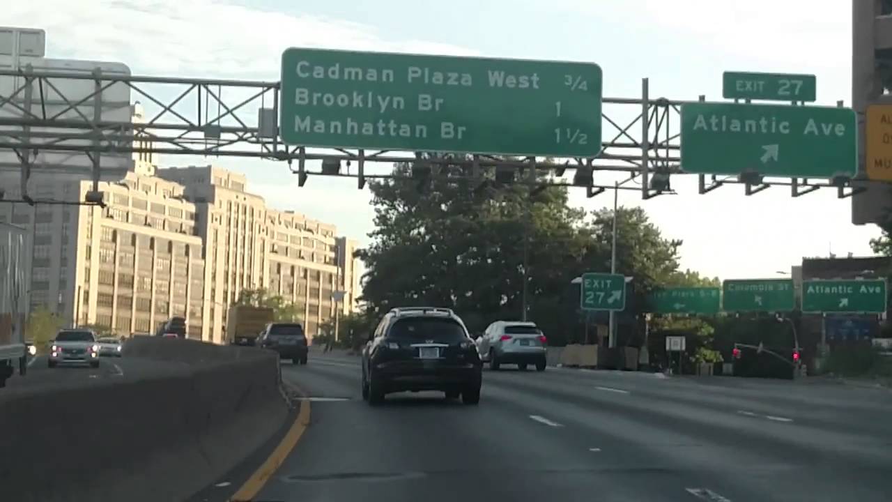 Brooklyn-Queens Expressway (Interstate 278, Exits 26 to 32) north ...