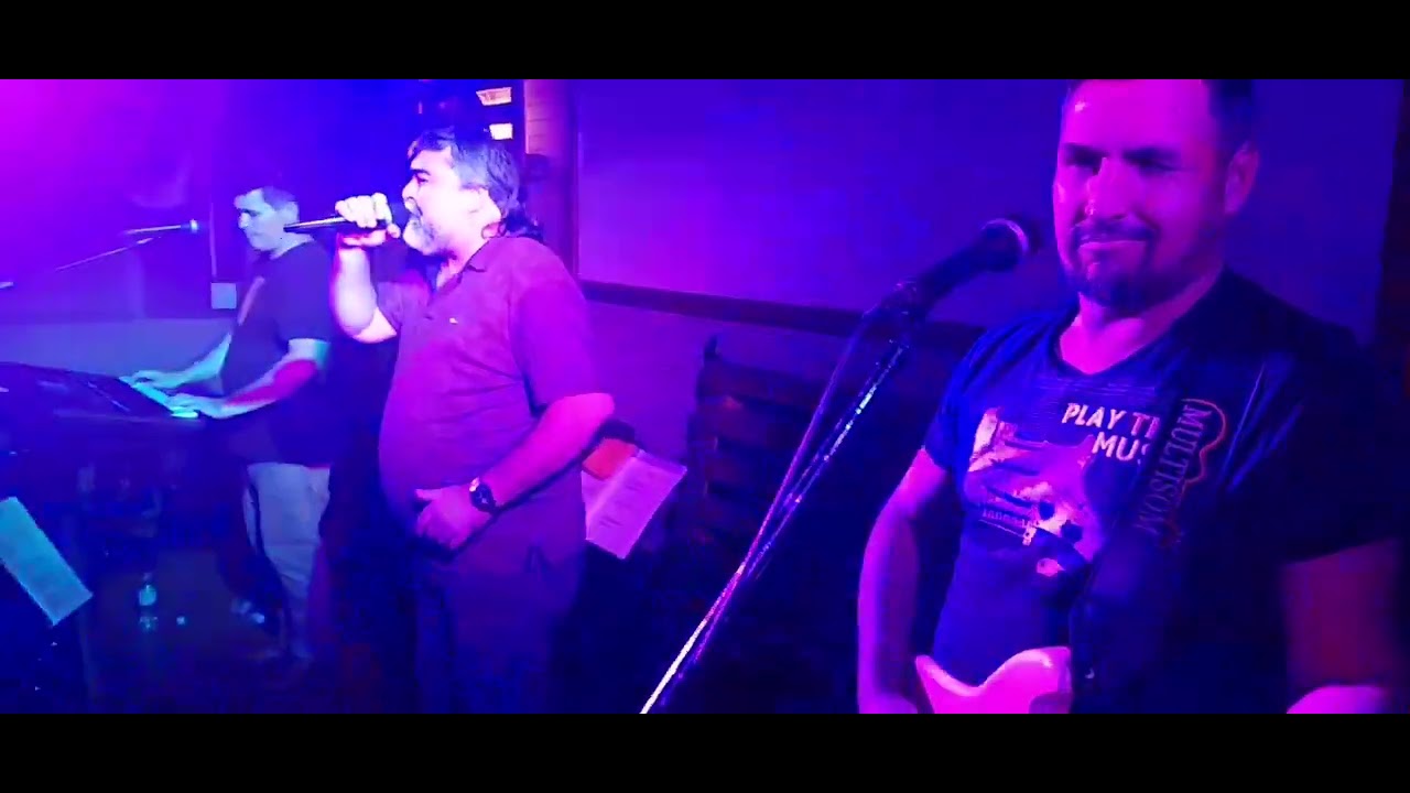 Banda Baile e os sucessos do Bailão - YouTube