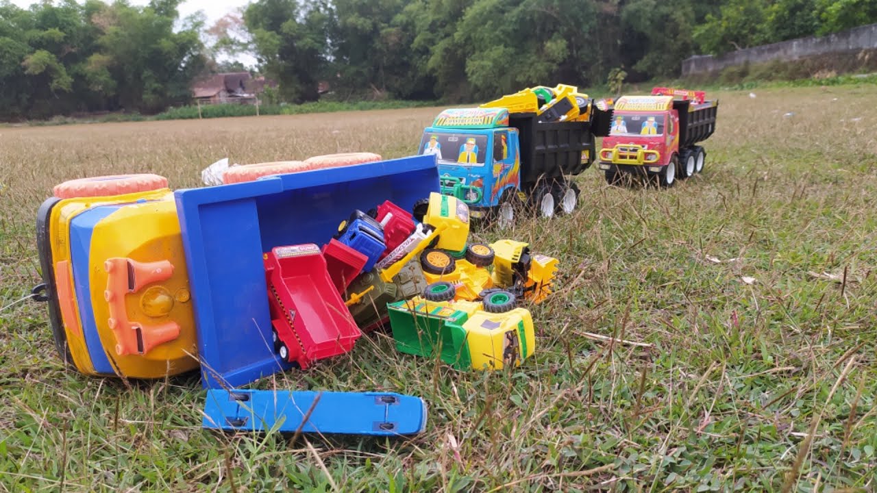 Mobil Truk Tronton Penuh Mobil Mobilan, Dump Truck, Truk Tangga, Tank ...
