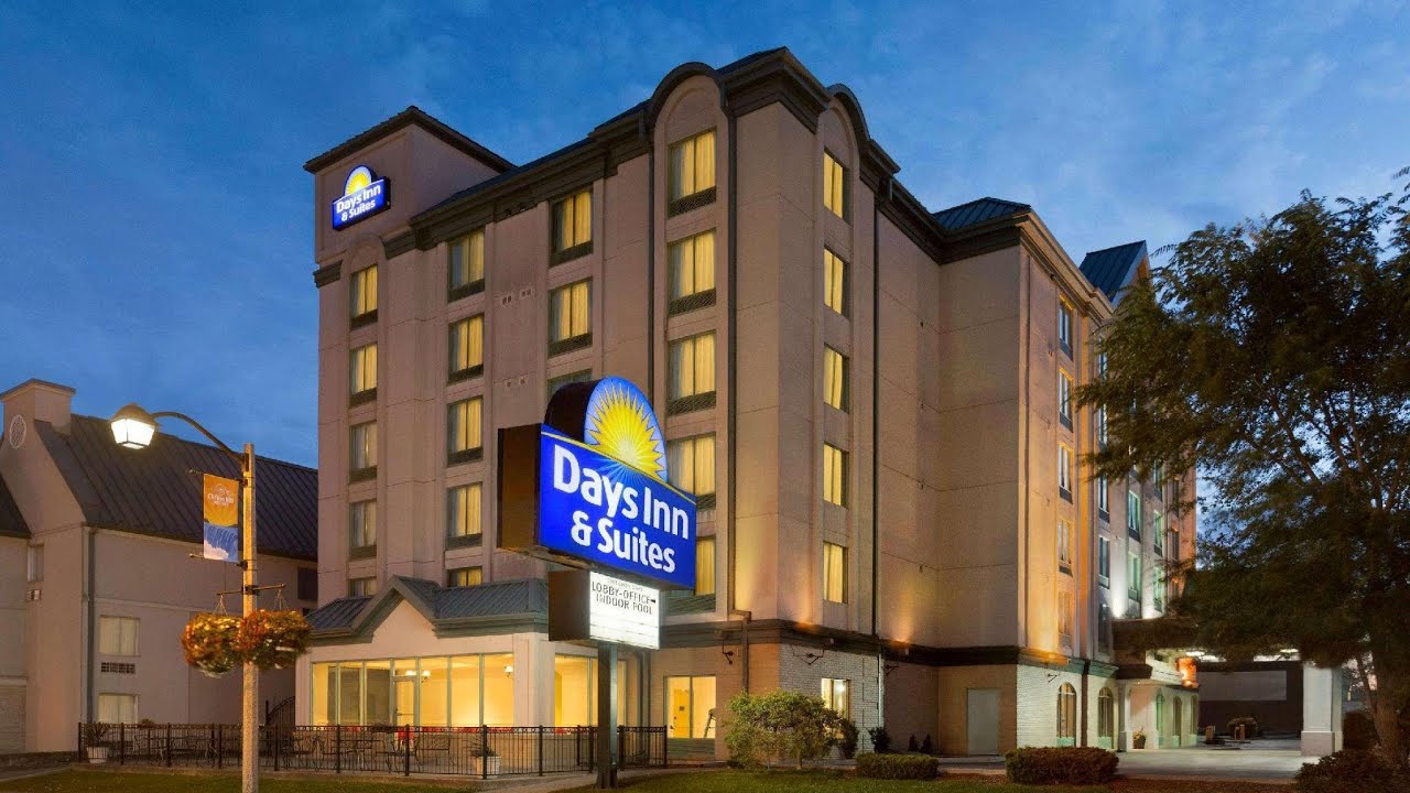 Days Inn & Suites by Wyndham Niagara Falls Centre St. By the Falls ...